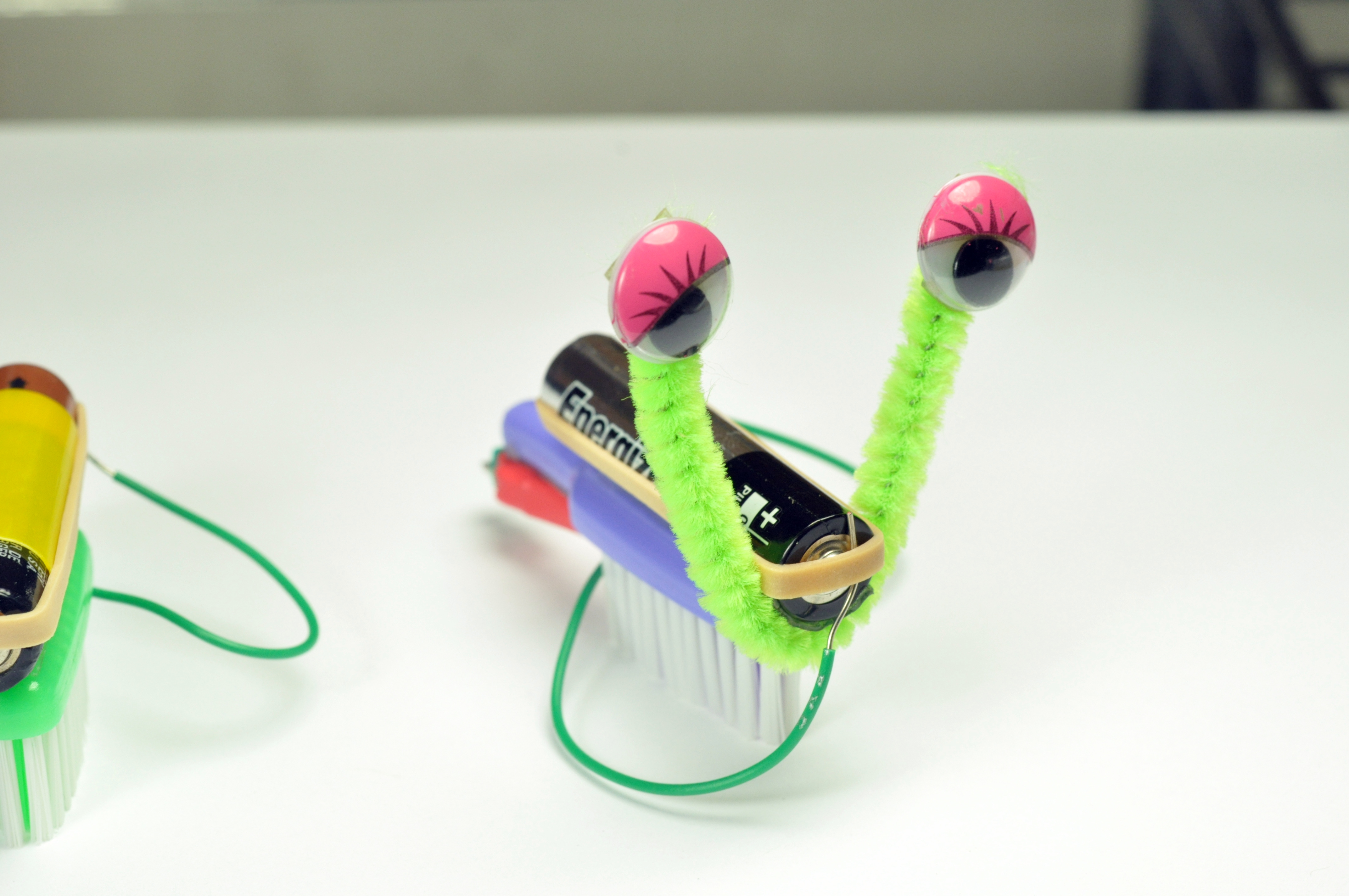Brushbot Olympics and Science PDF – Easybotics LLC